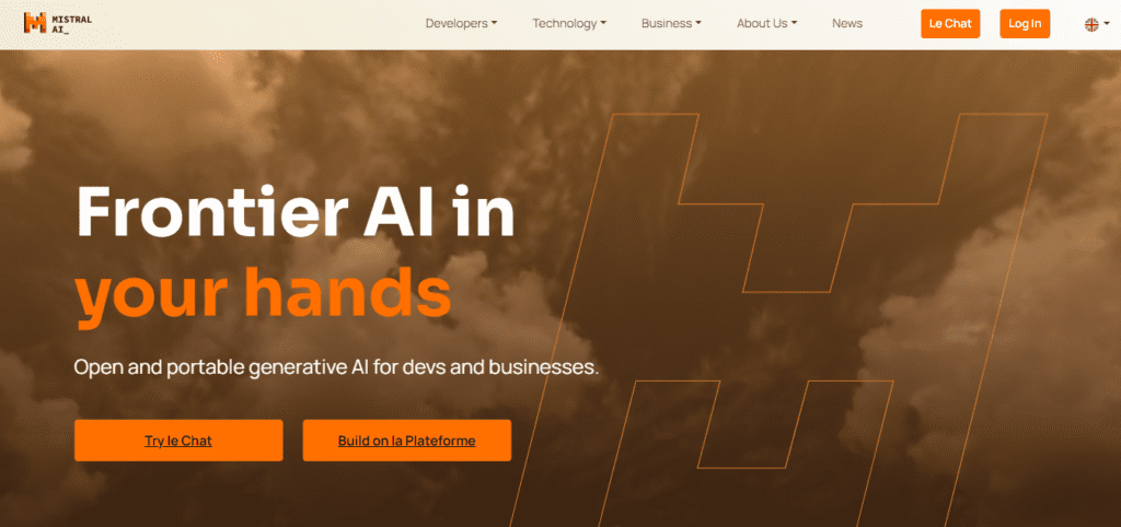 LLM (Modelo de Lenguaje Amplio): Qué es, aplicaciones y ejemplos